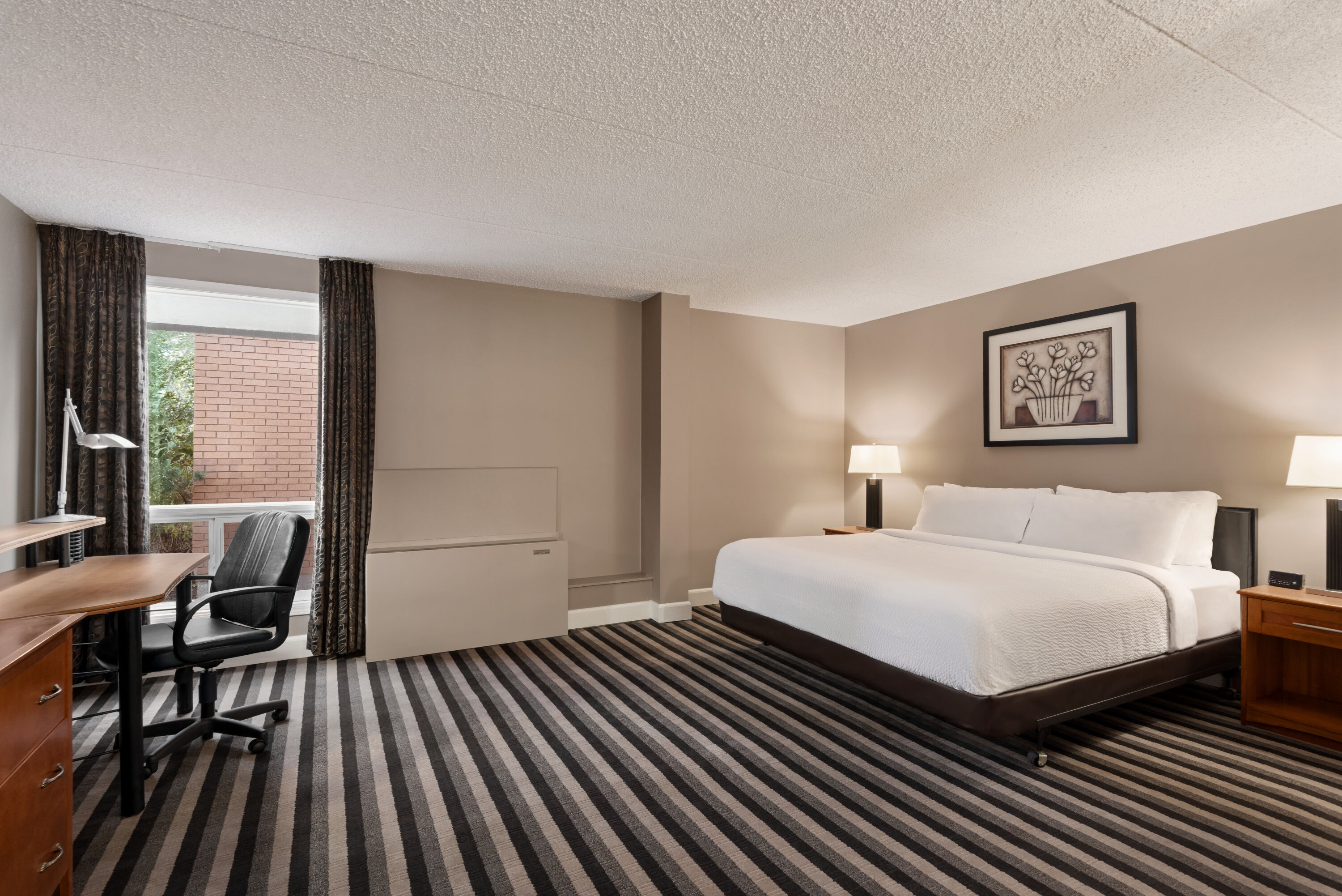 Royal Hotel Regina, Trademark Collection by Wyndham | Regina, SK Hotels