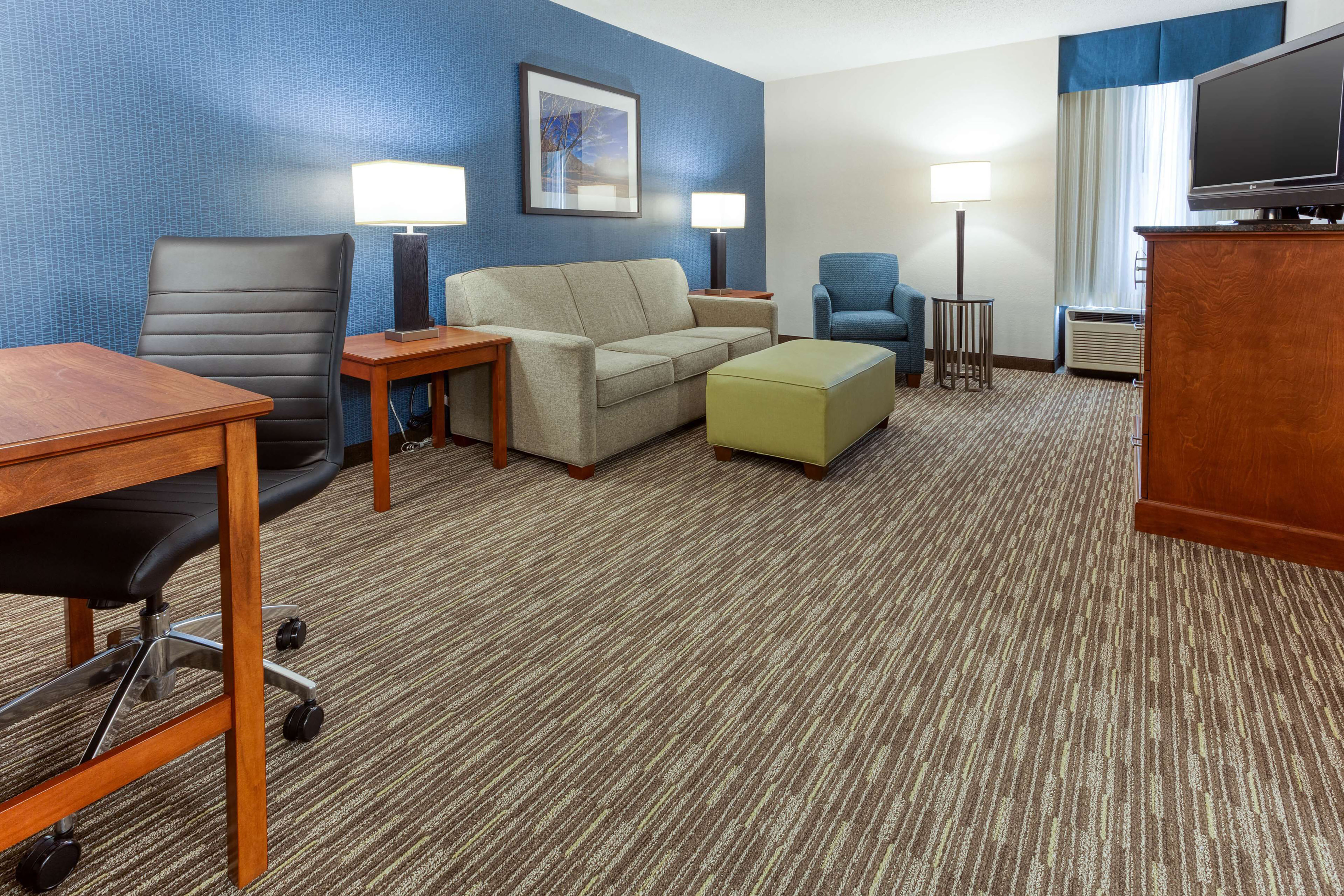 Heritage Inn & Suites St. Louis/Fenton, Trademark by Wyndham | Fenton ...