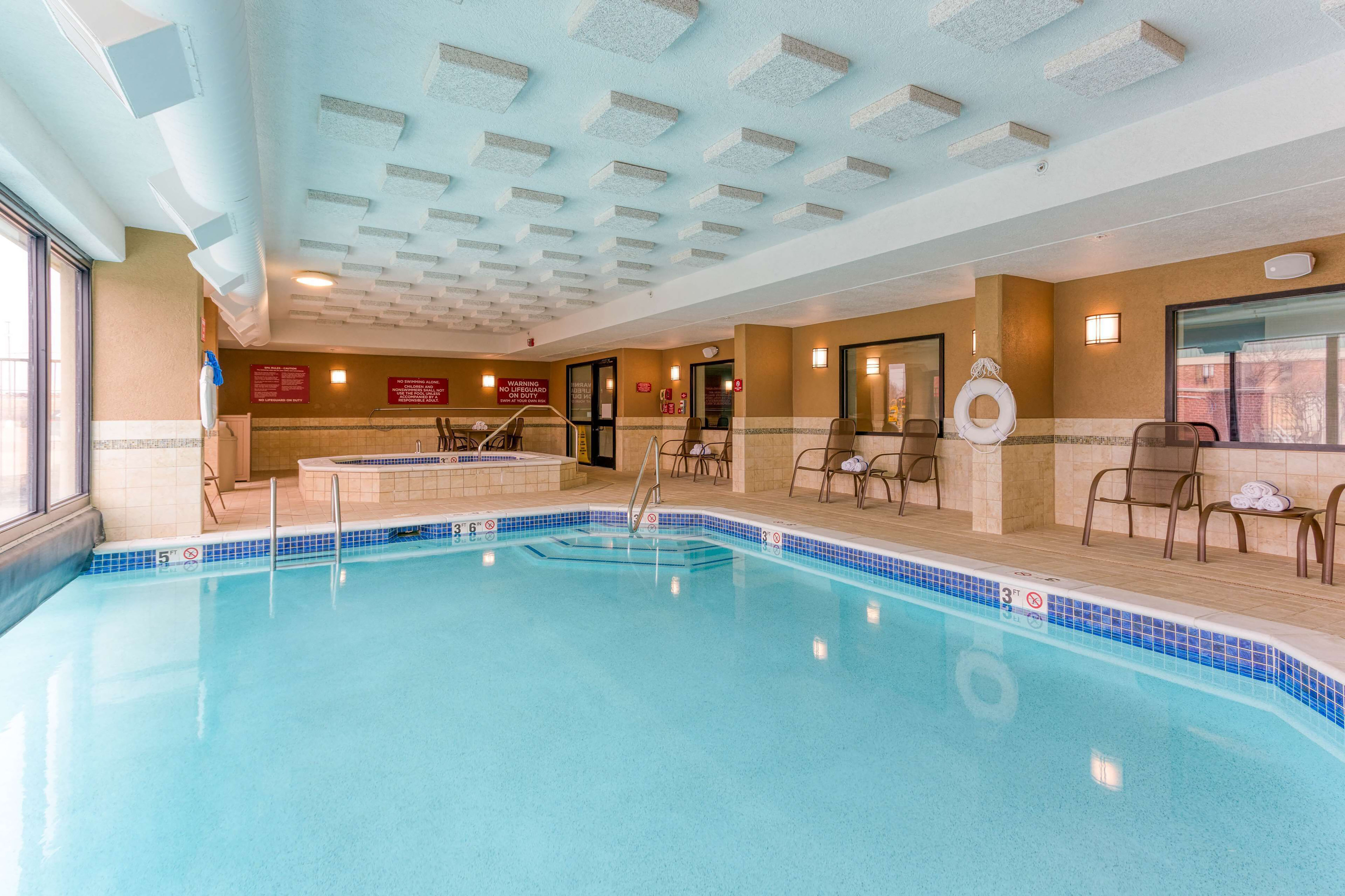 Heritage Inn & Suites St. Louis/Fenton, Trademark by Wyndham | Fenton ...