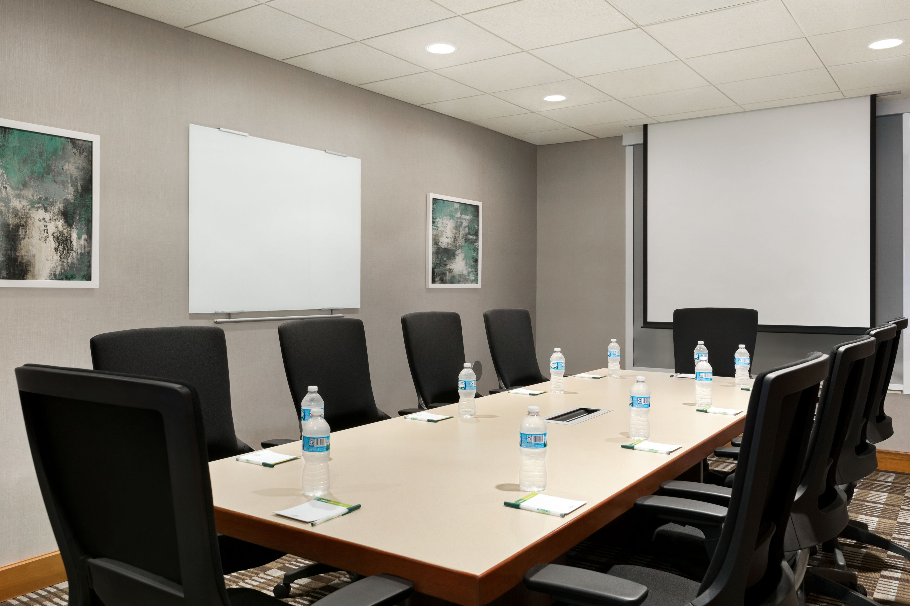 Wingate by Wyndham Cincinnati/Blue Ash | Cincinnati, OH Hotels