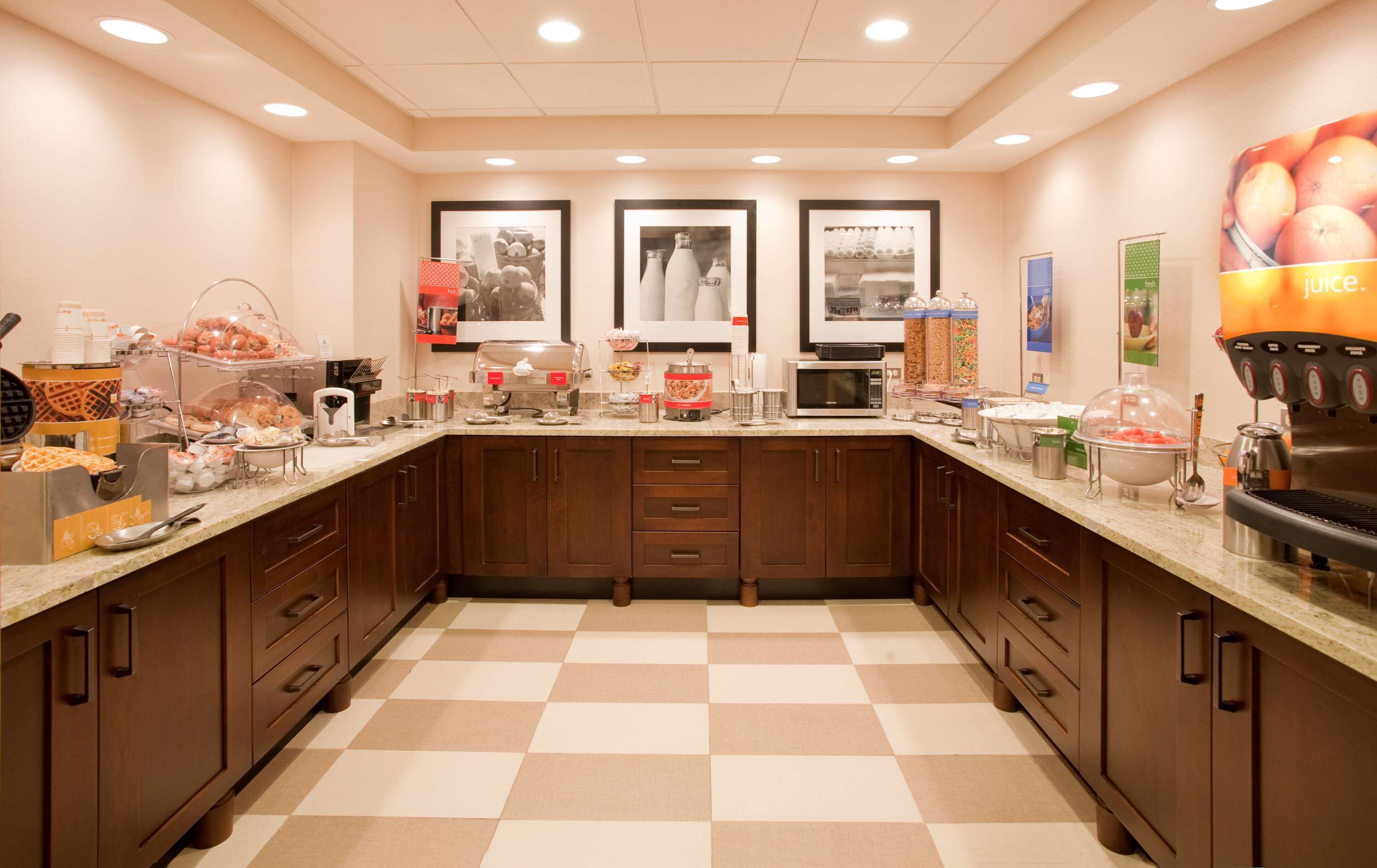 Wingate by Wyndham Cranberry | Cranberry Township, PA Hotels