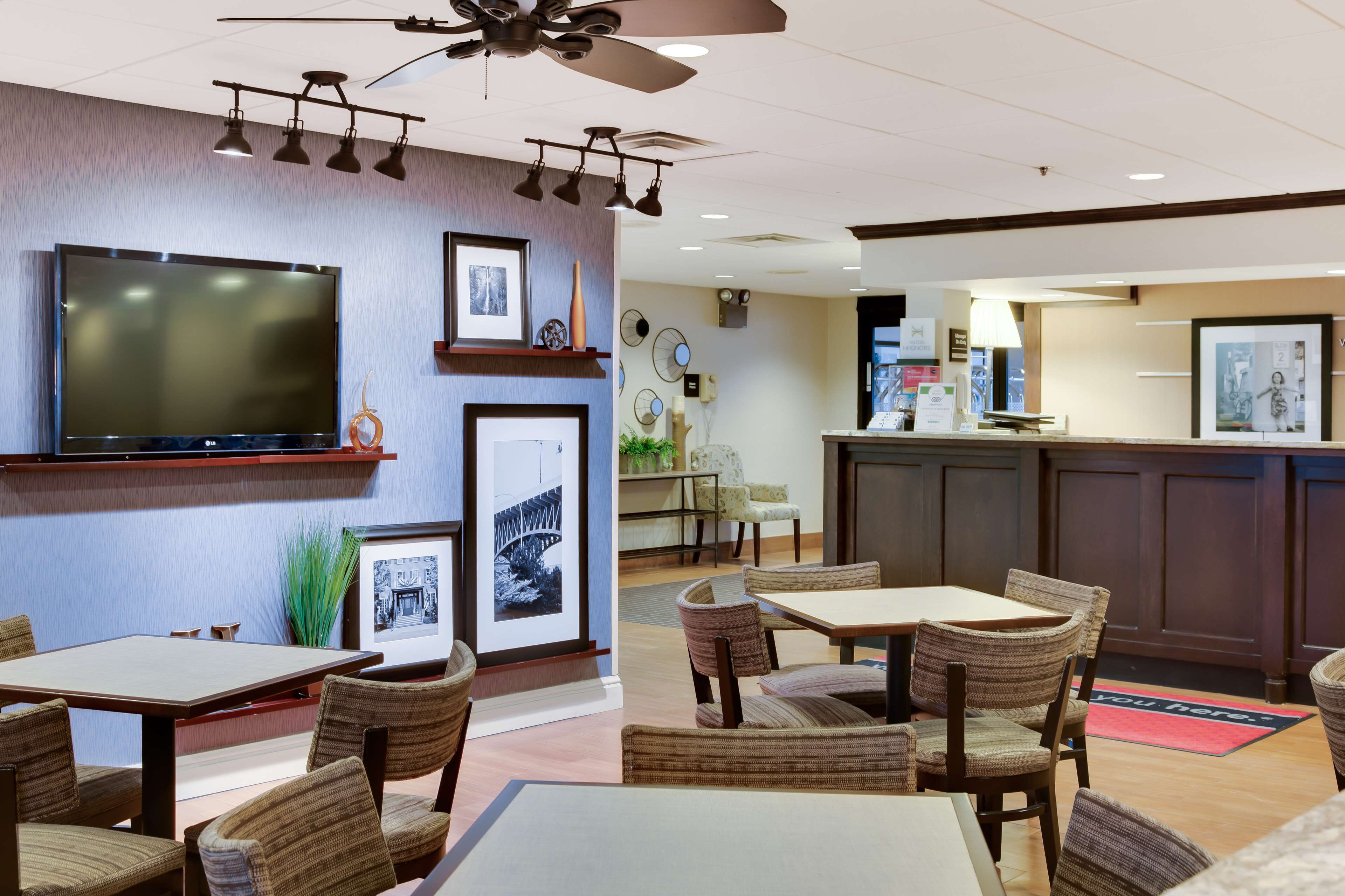 Wingate by Wyndham Cranberry | Cranberry Township, PA Hotels