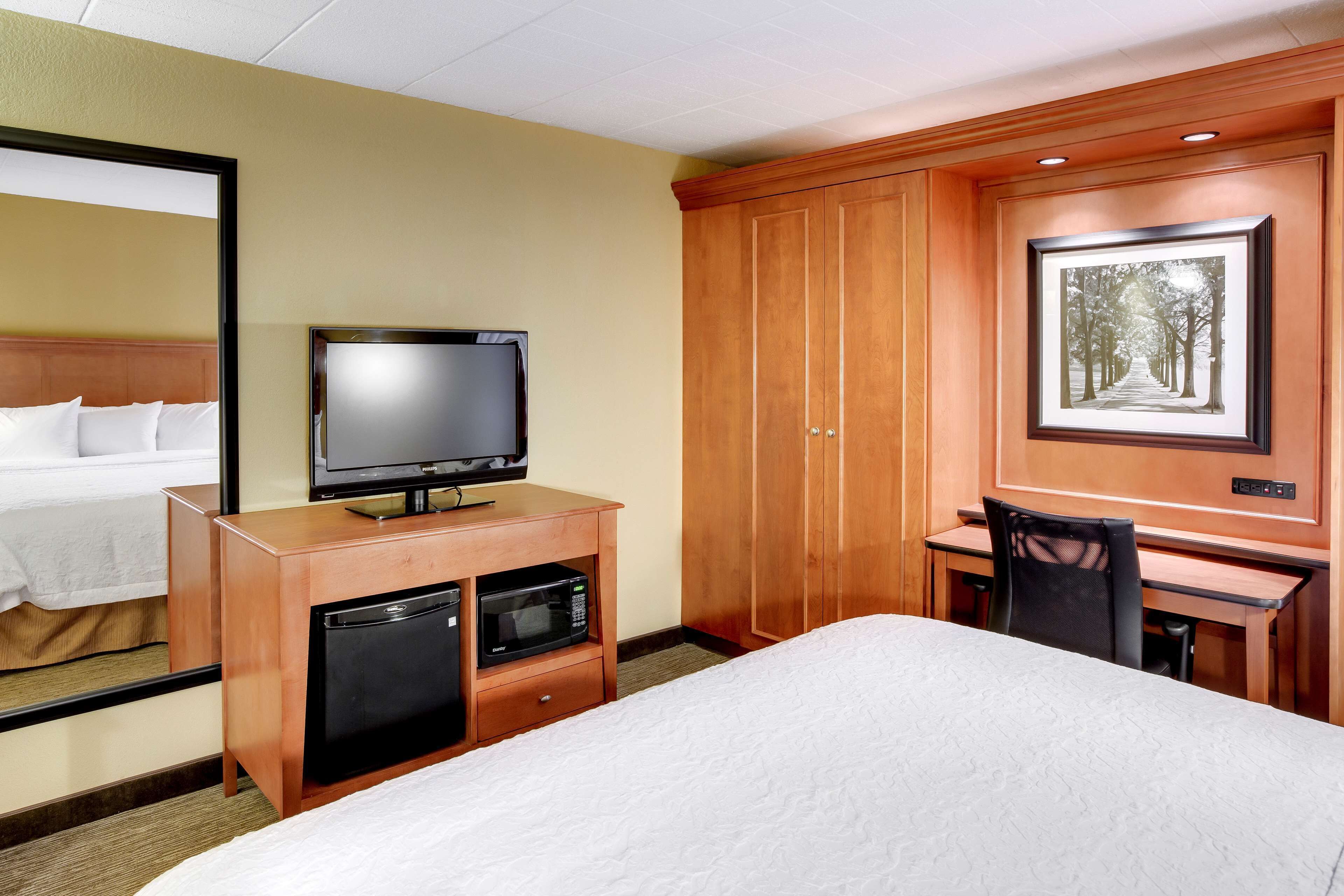 Wingate by Wyndham Cranberry | Cranberry Township, PA Hotels
