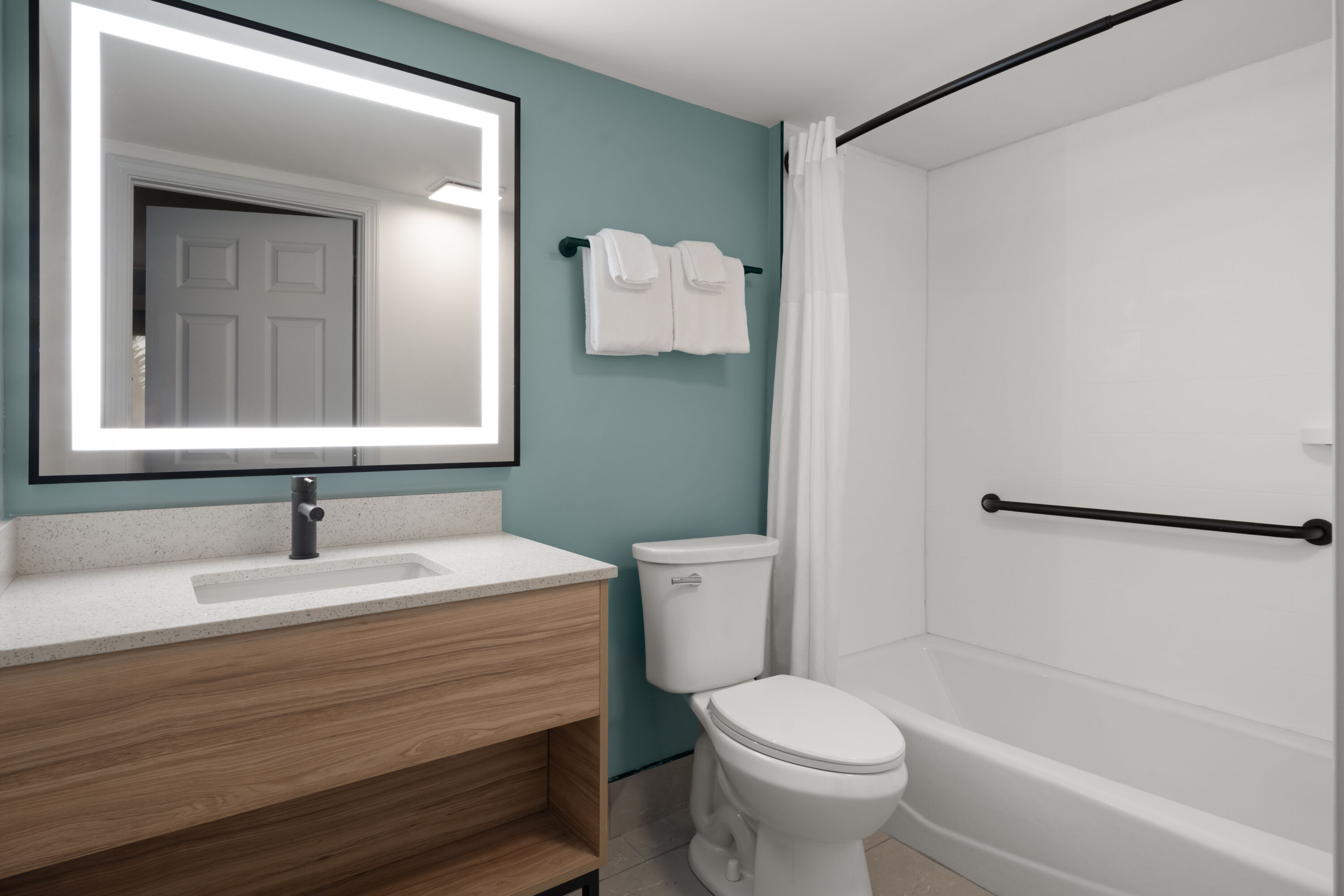 Wingate by Wyndham Myrtle Beach At Outlets | Myrtle Beach, SC Hotels