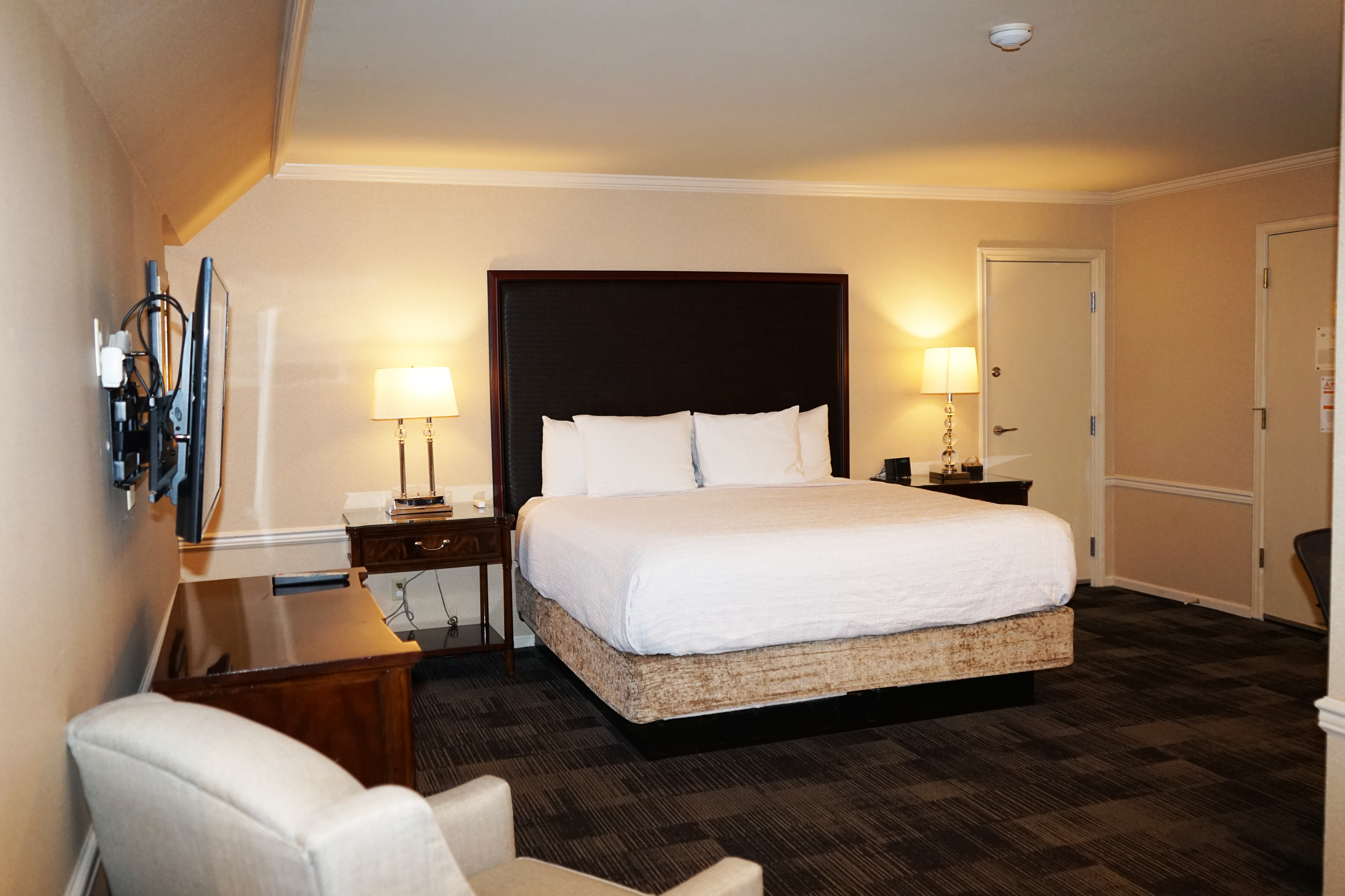 Wingate by Wyndham Bellingham Heritage Inn | Bellingham, WA Hotels