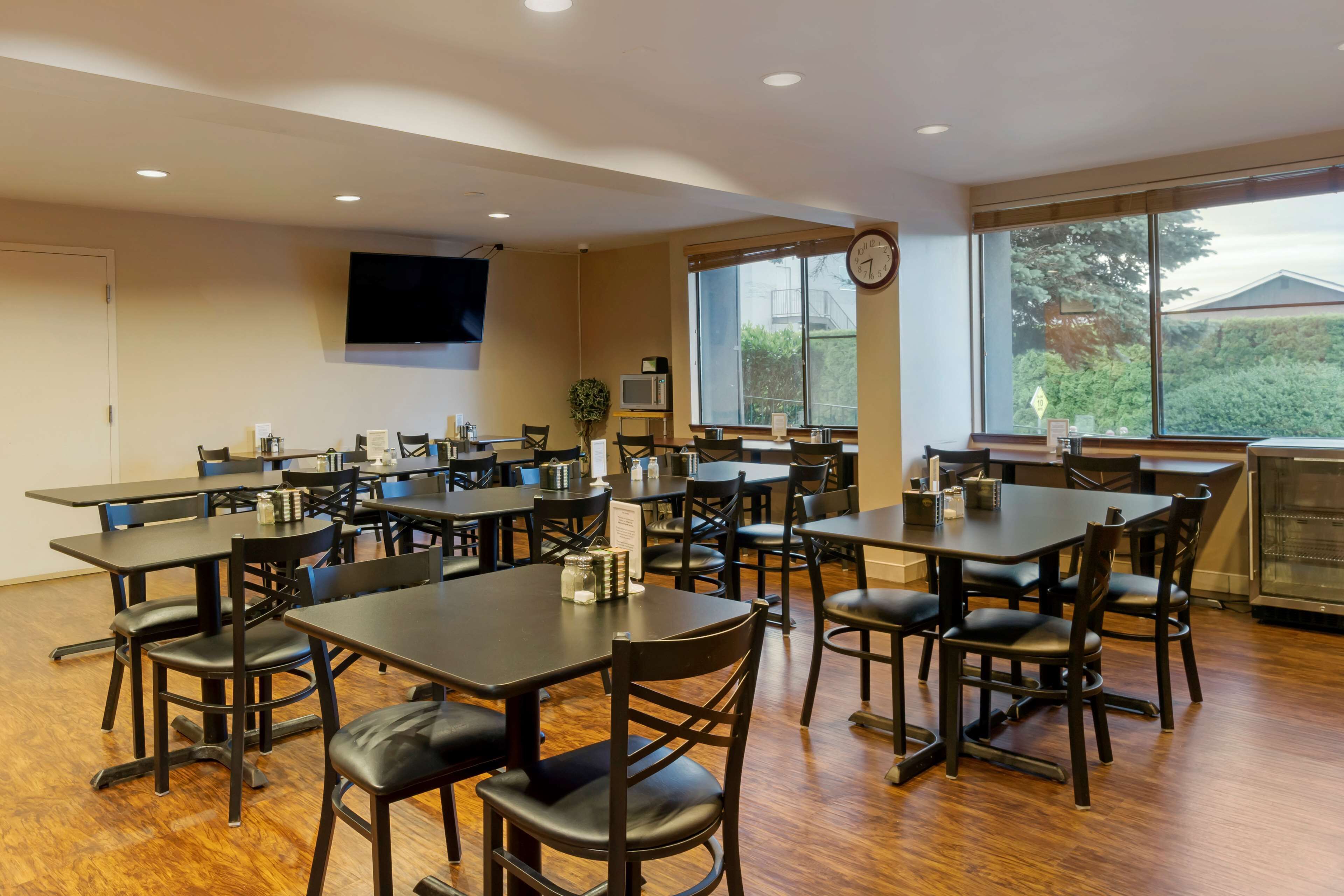 Wingate by Wyndham Mount Vernon | Mount Vernon, WA Hotels